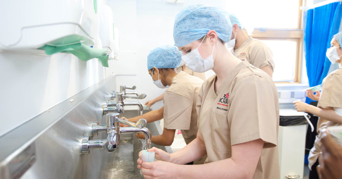 A Day In The Life Of A Medical Student On Placement - The Medic Portal